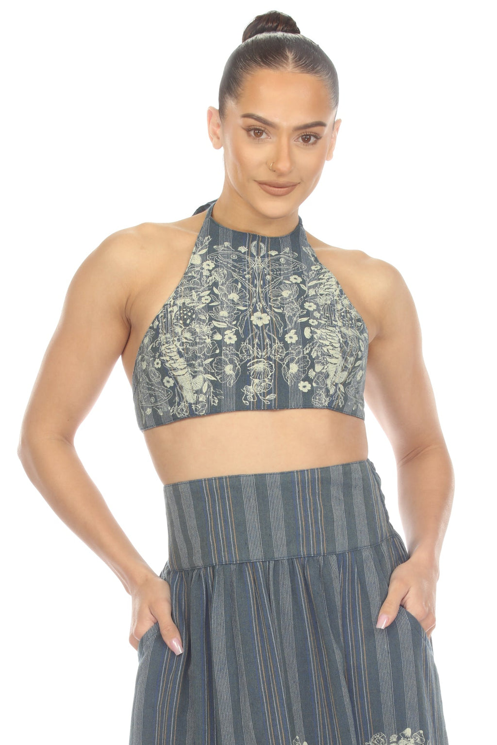 Midnight Floral Halter Top – Lakhay-Retail