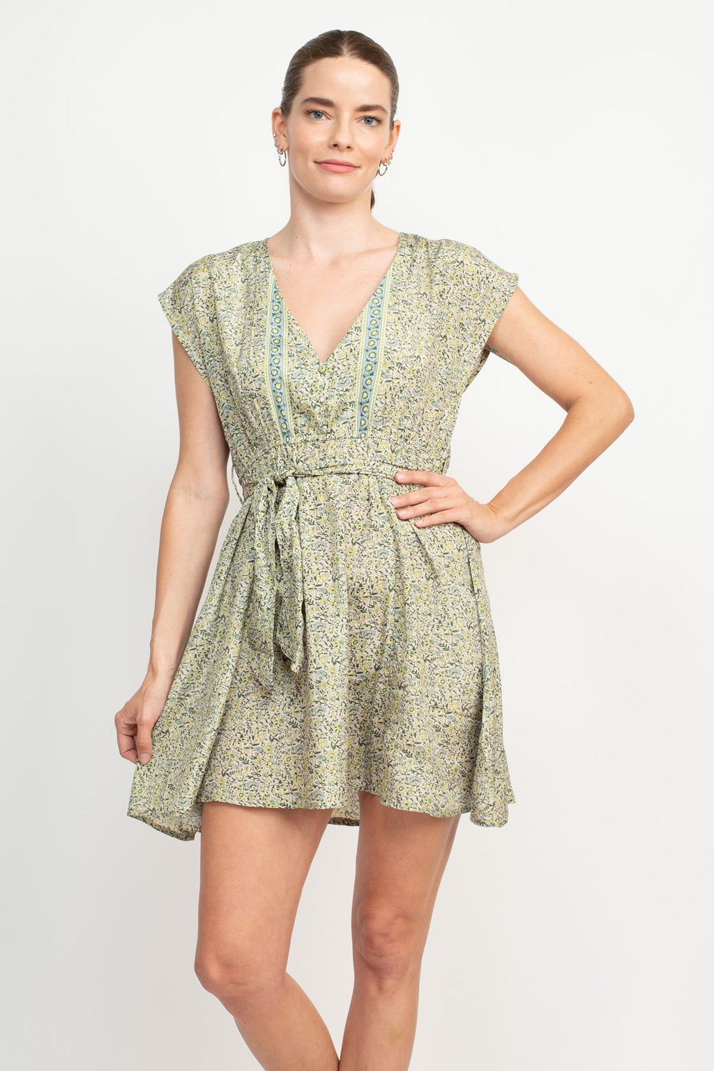 V Neck Midi Dress – Lakhay-Retail